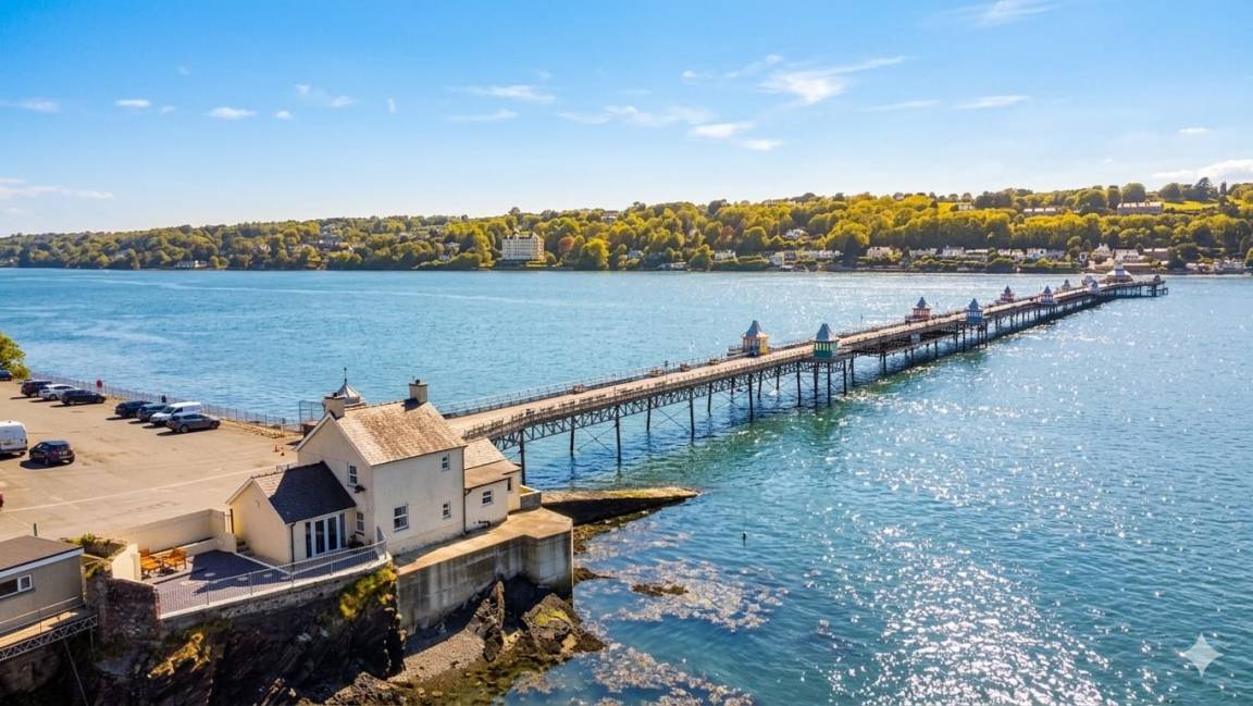 111 M² Huis ∙ 3 Slaapkamers ∙ 6 Gasten - Beaumaris