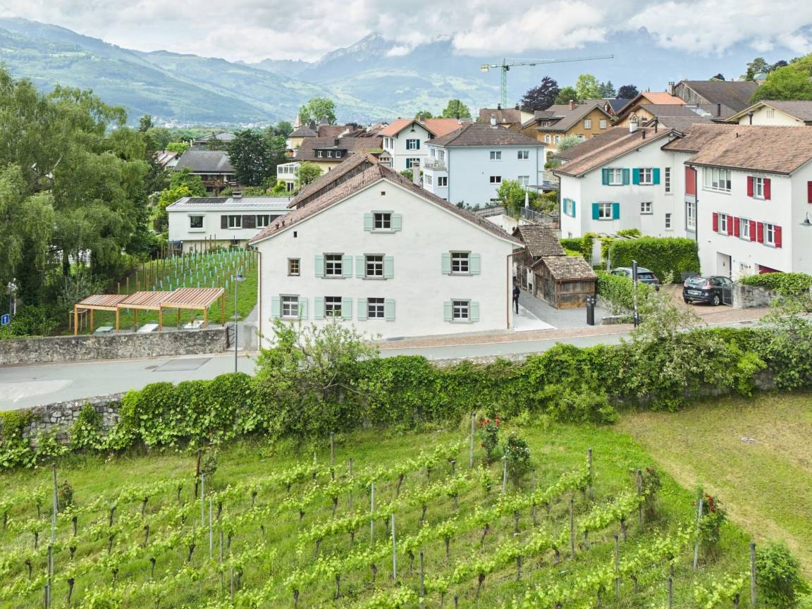 152 M² Ferienwohnung ∙ 1 Schlafzimmer ∙ 3 Gäste - Liechtenstein