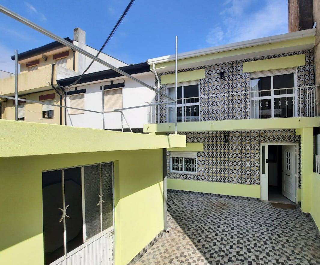 59 M² Casa ∙ 3 Quartos ∙ 4 Hóspedes - Porto