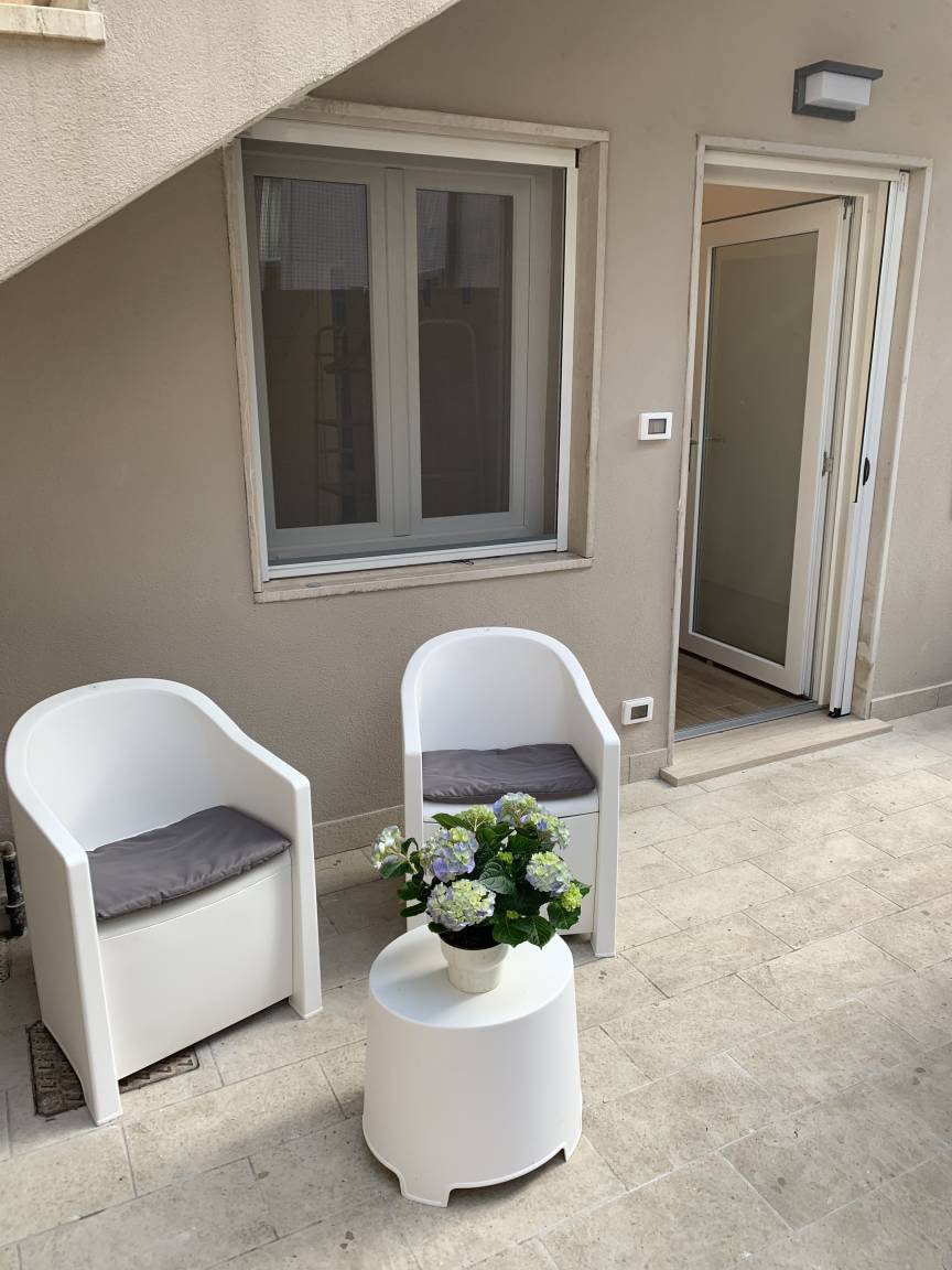 80 M² Apartamento ∙ 2 Habitaciones ∙ 14 Huéspedes - Rímini