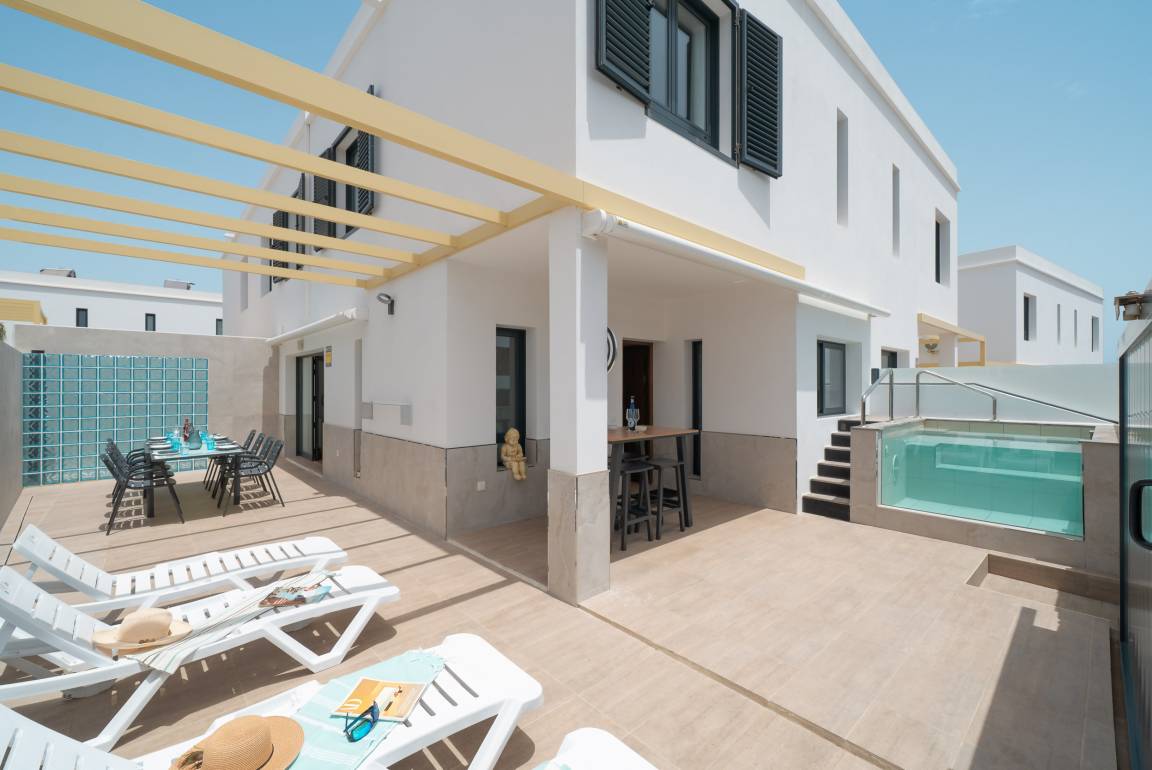 109 M² Ferienhaus ∙ 3 Schlafzimmer ∙ 6 Gäste - Costa Teguise