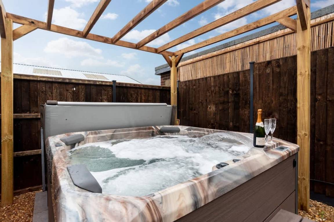 Appartement ∙ 6 Chambres ∙ 12 Personnes - Cromer