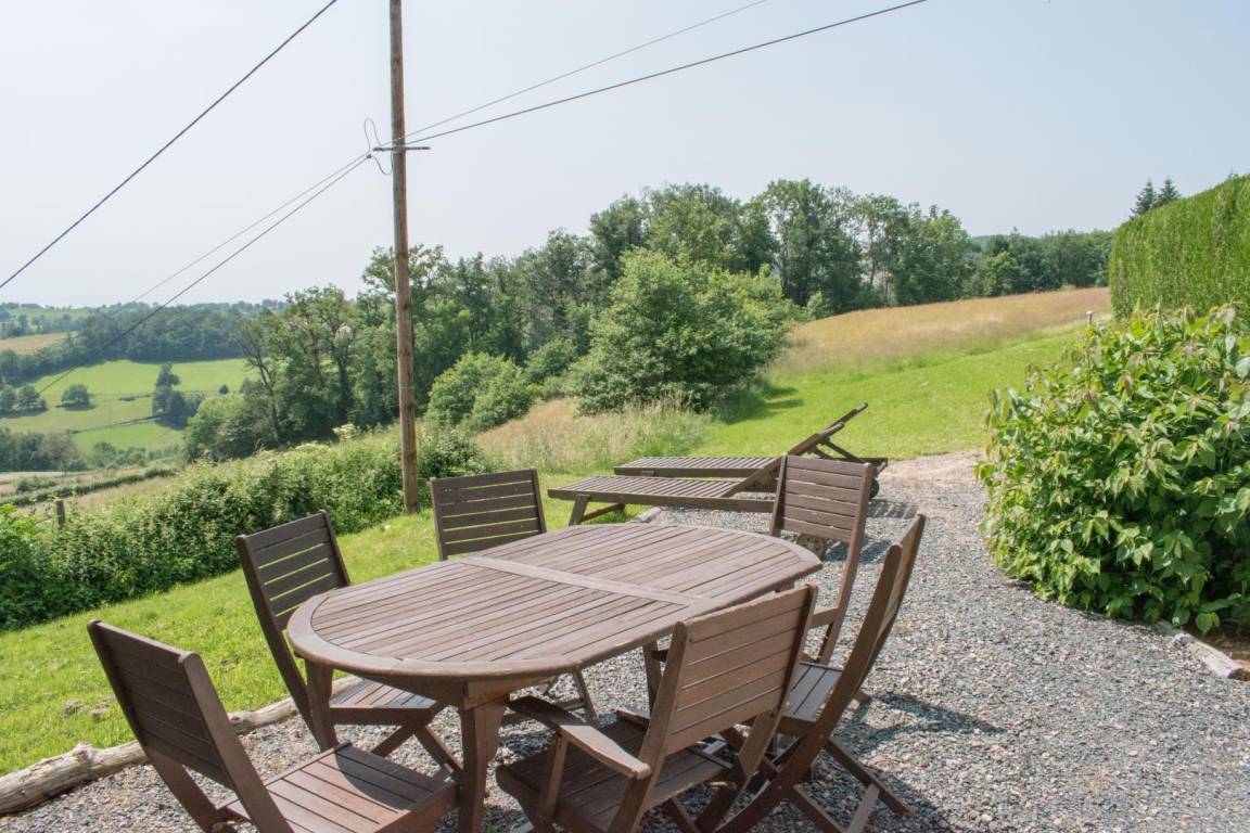 87 M² Gîte ∙ 2 Chambres ∙ 6 Personnes - Tarare
