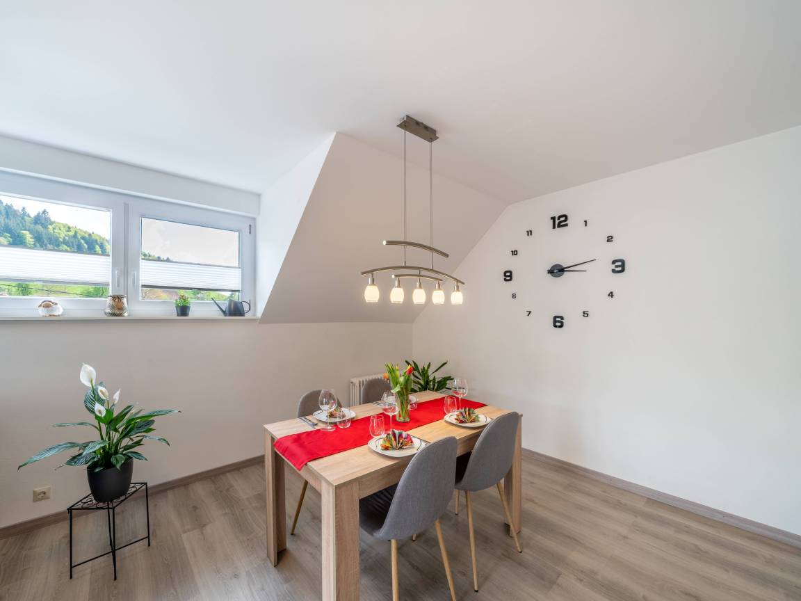 83 M² Ferienwohnung ∙ 2 Schlafzimmer ∙ 4 Gäste - Freiamt