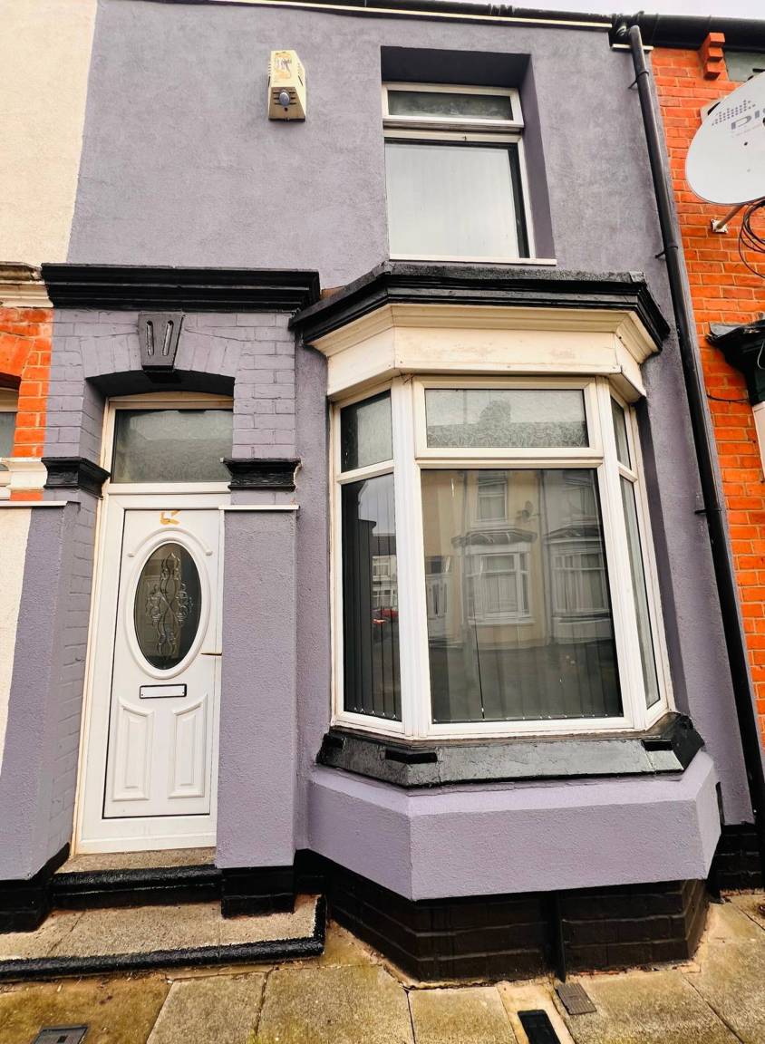 76 M² House ∙ 3 Bedrooms ∙ 6 Guests - Teesside University