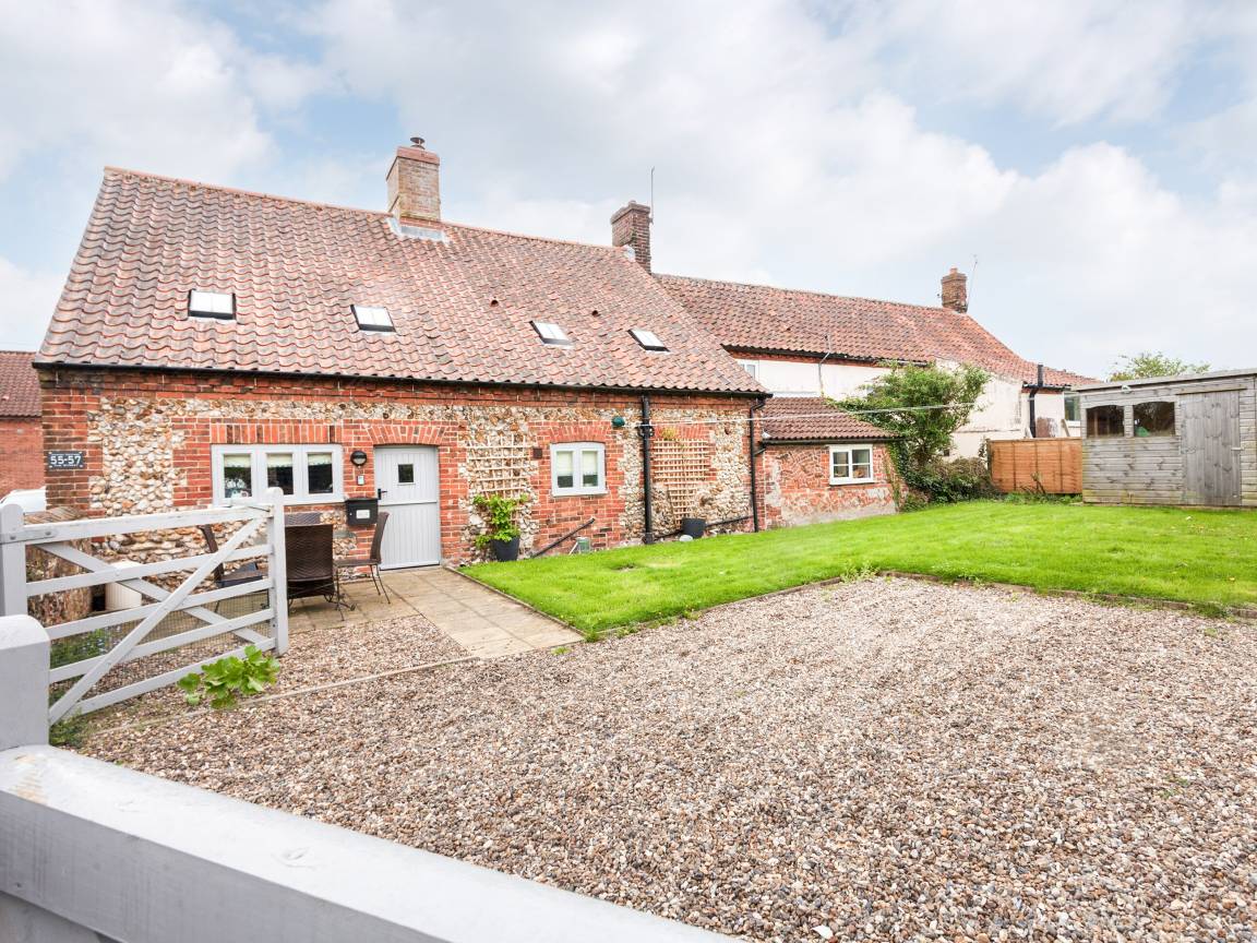 Cottage ∙ 2 Bedrooms ∙ 4 Guests - Fakenham