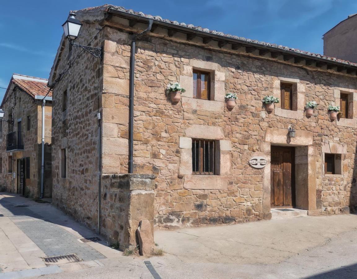180 M² Casa ∙ 3 Habitaciones ∙ 7 Huéspedes - Soria