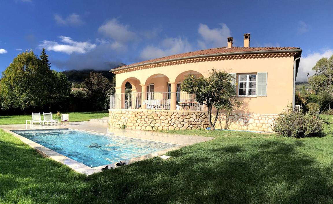 131 M² Casa ∙ 3 Habitaciones ∙ 6 Huéspedes - Vence