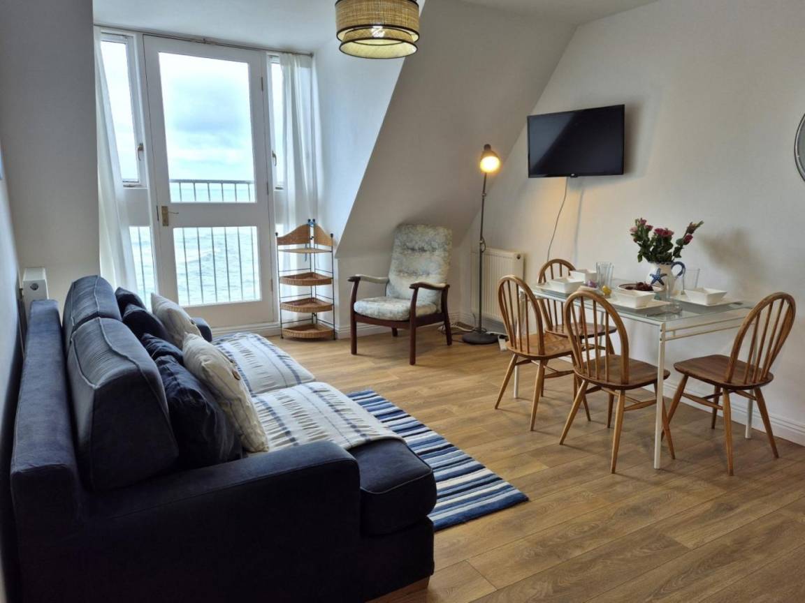 Cottage ∙ 2 Bedrooms ∙ 4 Guests - Combe Martin Bay