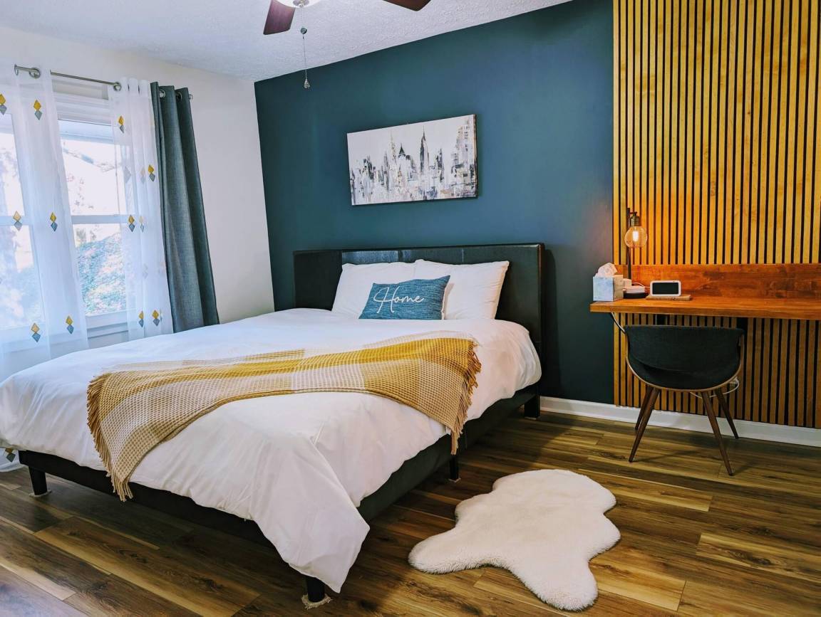 297 M² House ∙ 5 Bedrooms ∙ 14 Guests - Sandy Springs, GA