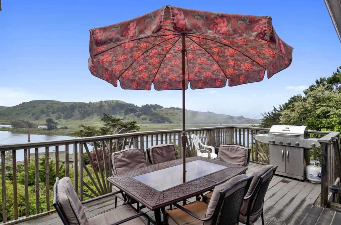 House ∙ 1 Bedroom ∙ 10 Guests - Jenner, CA