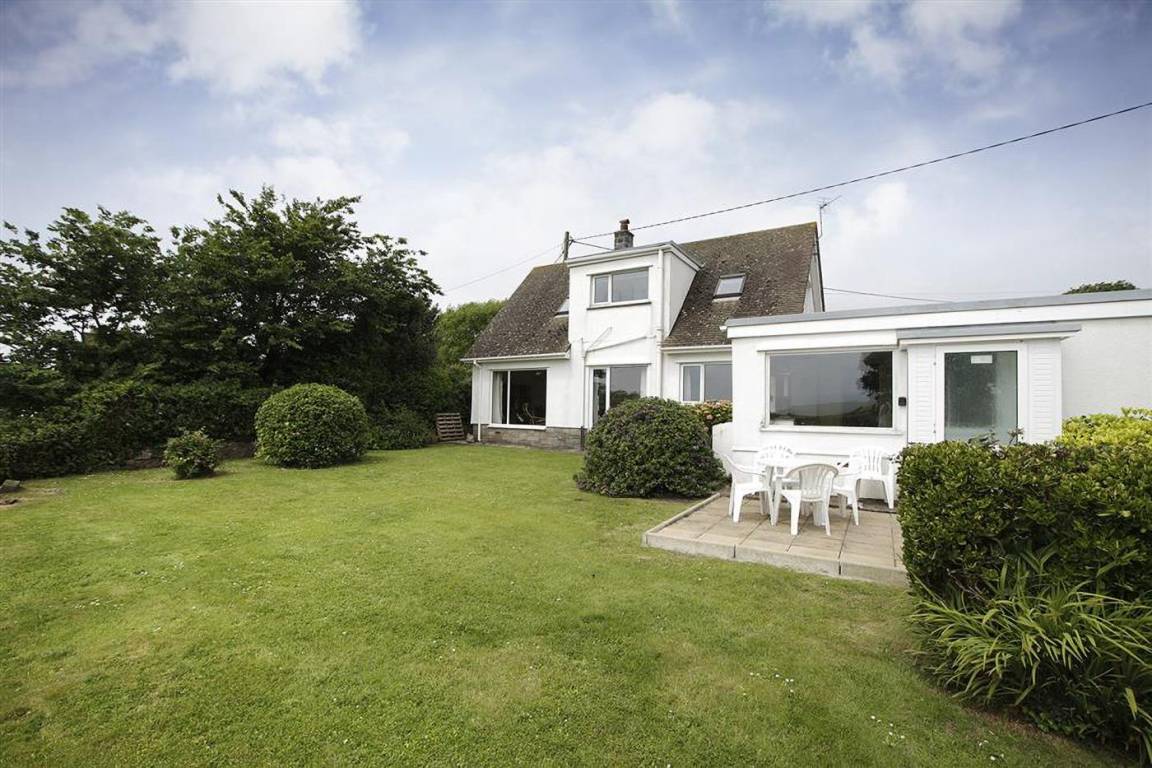 Cottage ∙ 4 Bedrooms ∙ 7 Guests - Rhossili