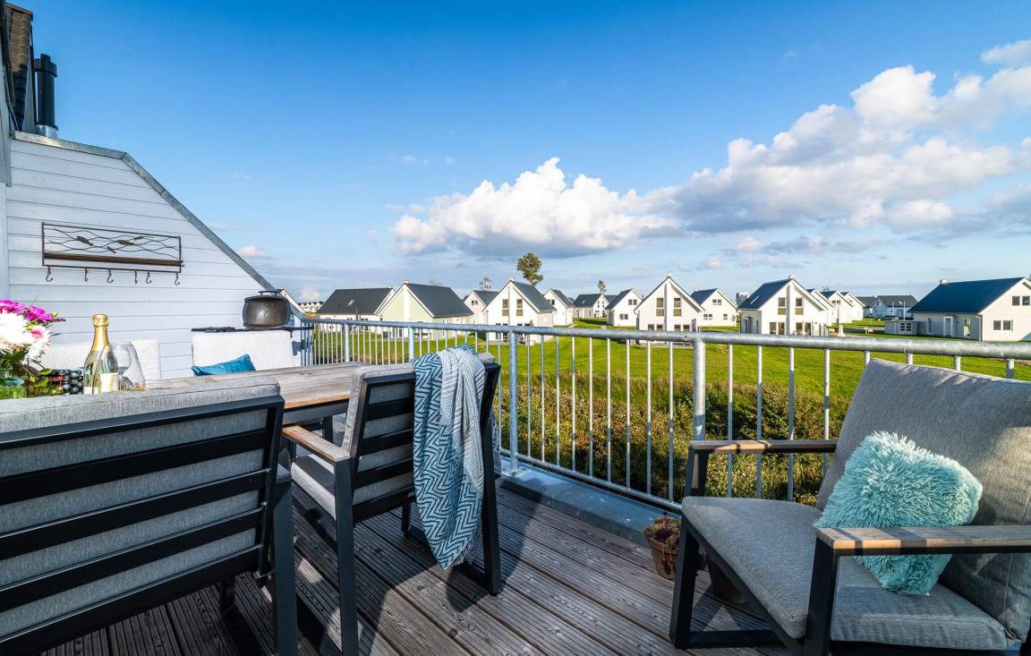 82 M² Apartment ∙ 2 Bedrooms ∙ 5 Guests - Ostsee