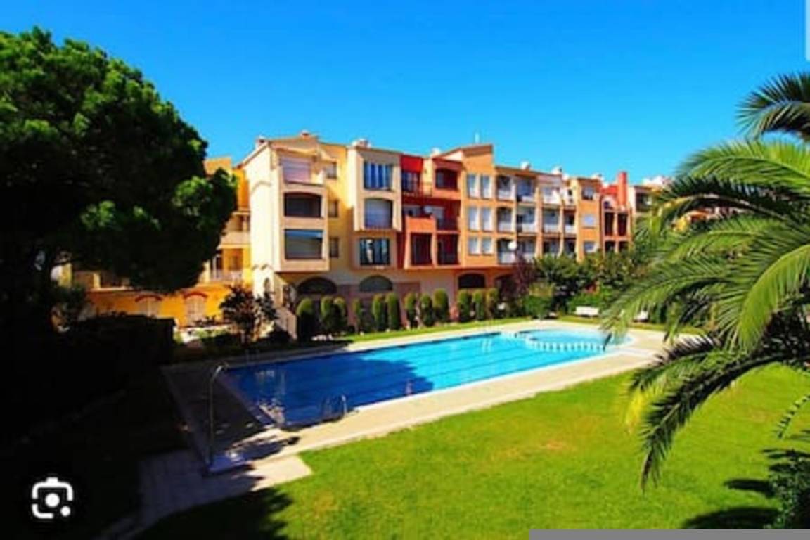 55 M² Apartment ∙ 2 Bedrooms ∙ 5 Guests - Empuriabrava