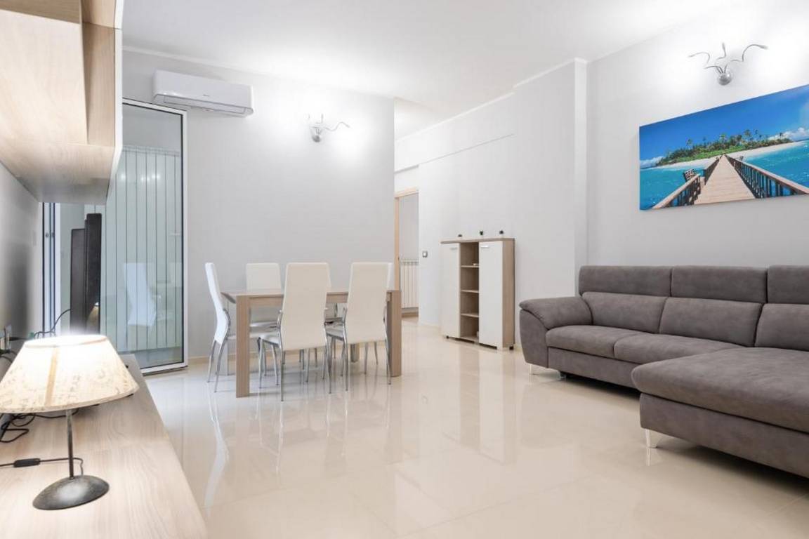 90 M² Appartement ∙ 2 Chambres ∙ 6 Personnes - Albissola Marina
