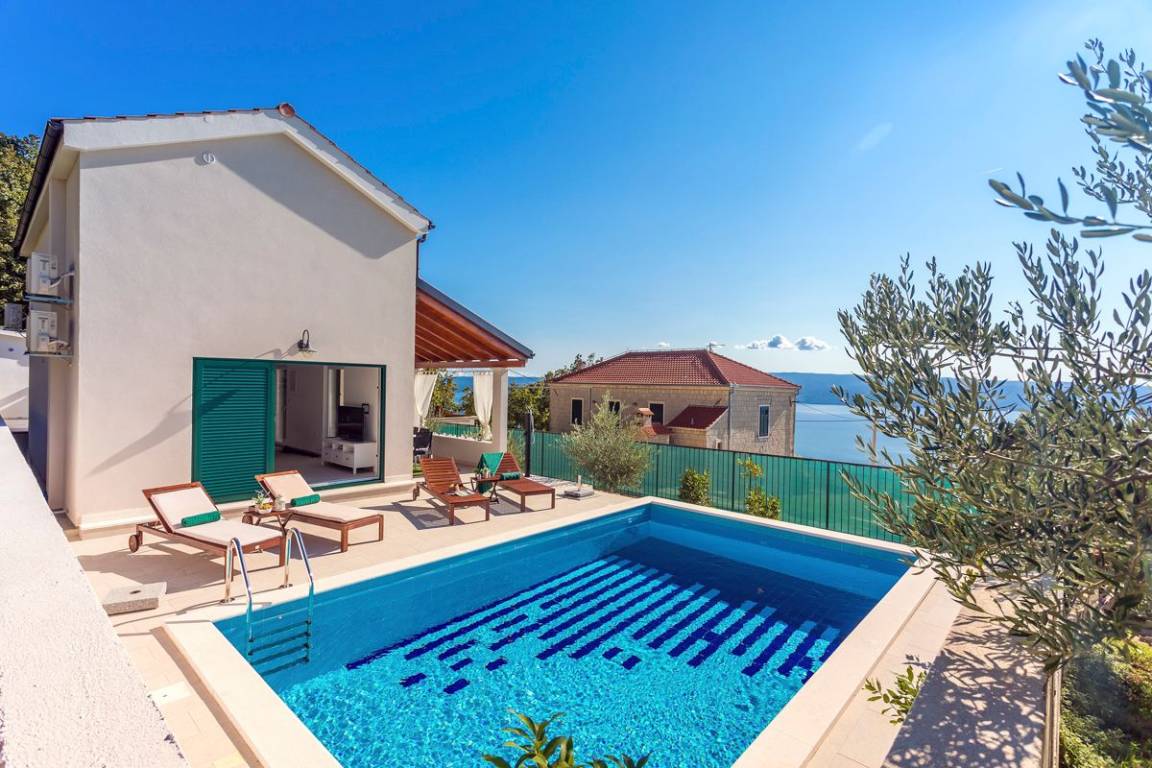 Villa ∙ 2 Schlafzimmer ∙ 4 Gäste - Omiš