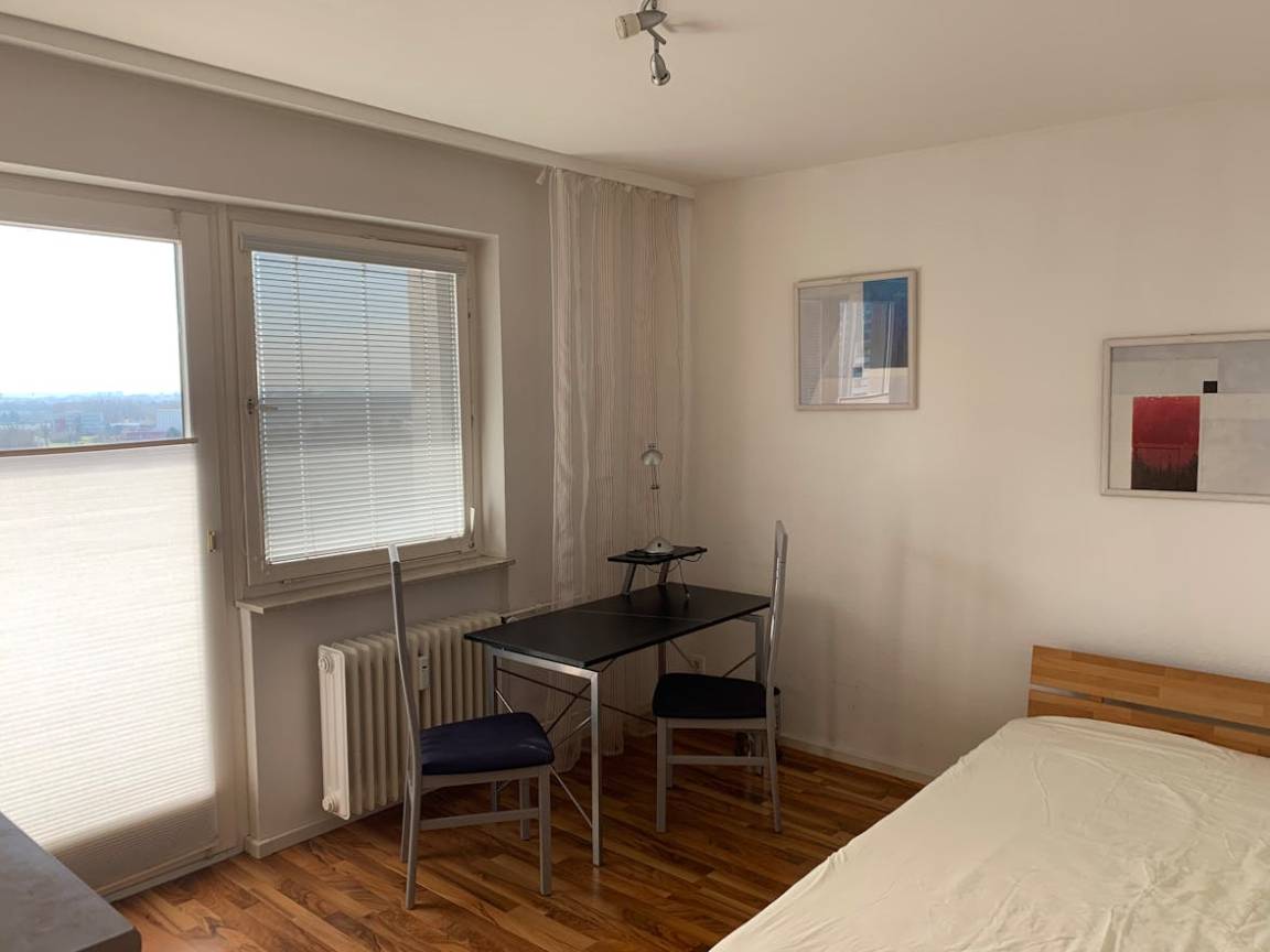 56 M² Privatzimmer ∙ 1 Schlafzimmer ∙ 1 Gast - Frankfurt am Main