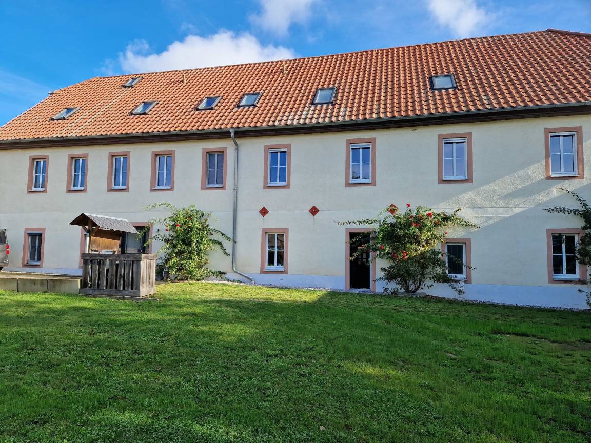 72 M² Apartment ∙ 2 Bedrooms ∙ 4 Guests - Waldheim