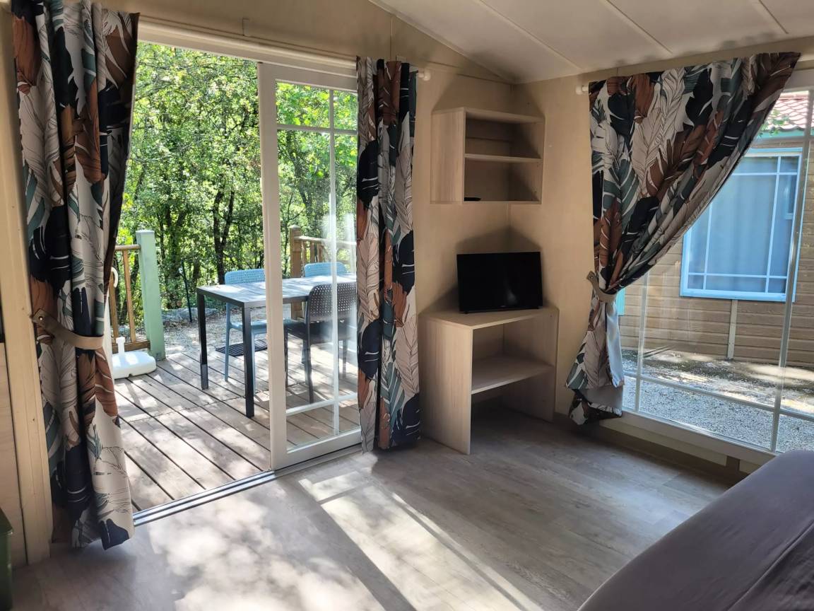 40 M² Mobil-home ∙ 2 Chambres ∙ 6 Personnes - Vallon-Pont-d'Arc