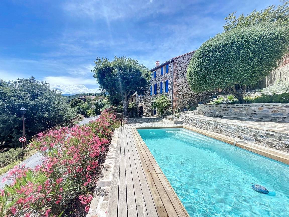 128 M² Gîte ∙ 2 Chambres ∙ 4 Personnes - Céret