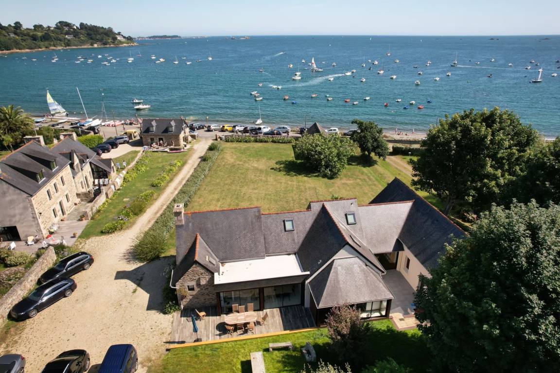 240 M² Maison De Vacances ∙ 6 Chambres ∙ 10 Personnes - Île-de-Bréhat