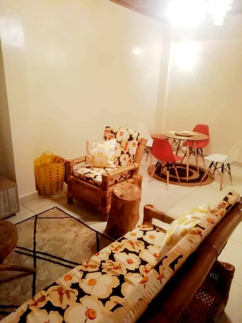 120 M² Apartamento ∙ 2 Habitaciones ∙ 4 Huéspedes - Yaoundé