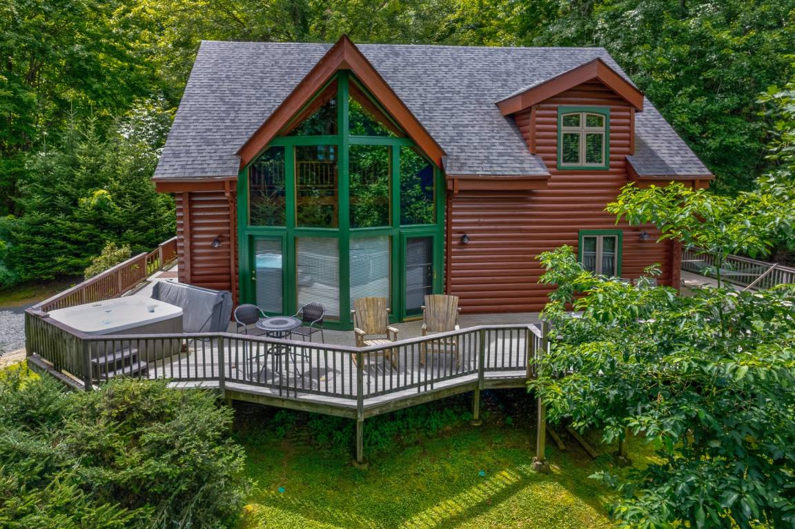Cabin ∙ 3 Bedrooms ∙ 6 Guests - Beech Mountain, NC