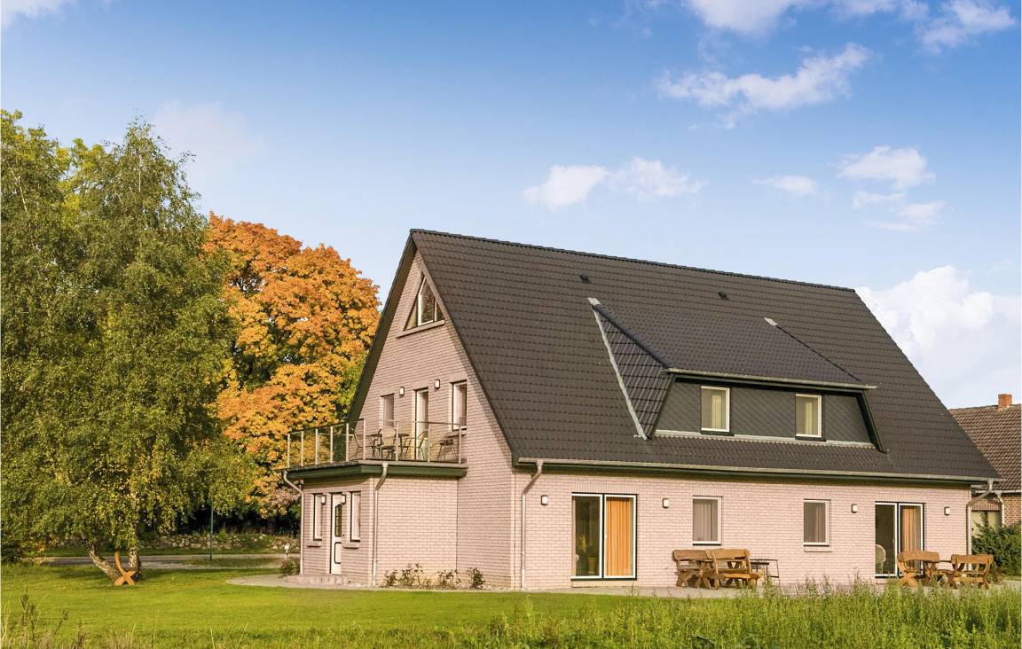 77 M² Ferienwohnung ∙ 2 Schlafzimmer ∙ 4 Gäste - Grimmen
