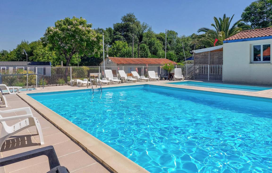 35 M² Camping ∙ 3 Chambres ∙ 6 Personnes - Le Verdon-sur-Mer