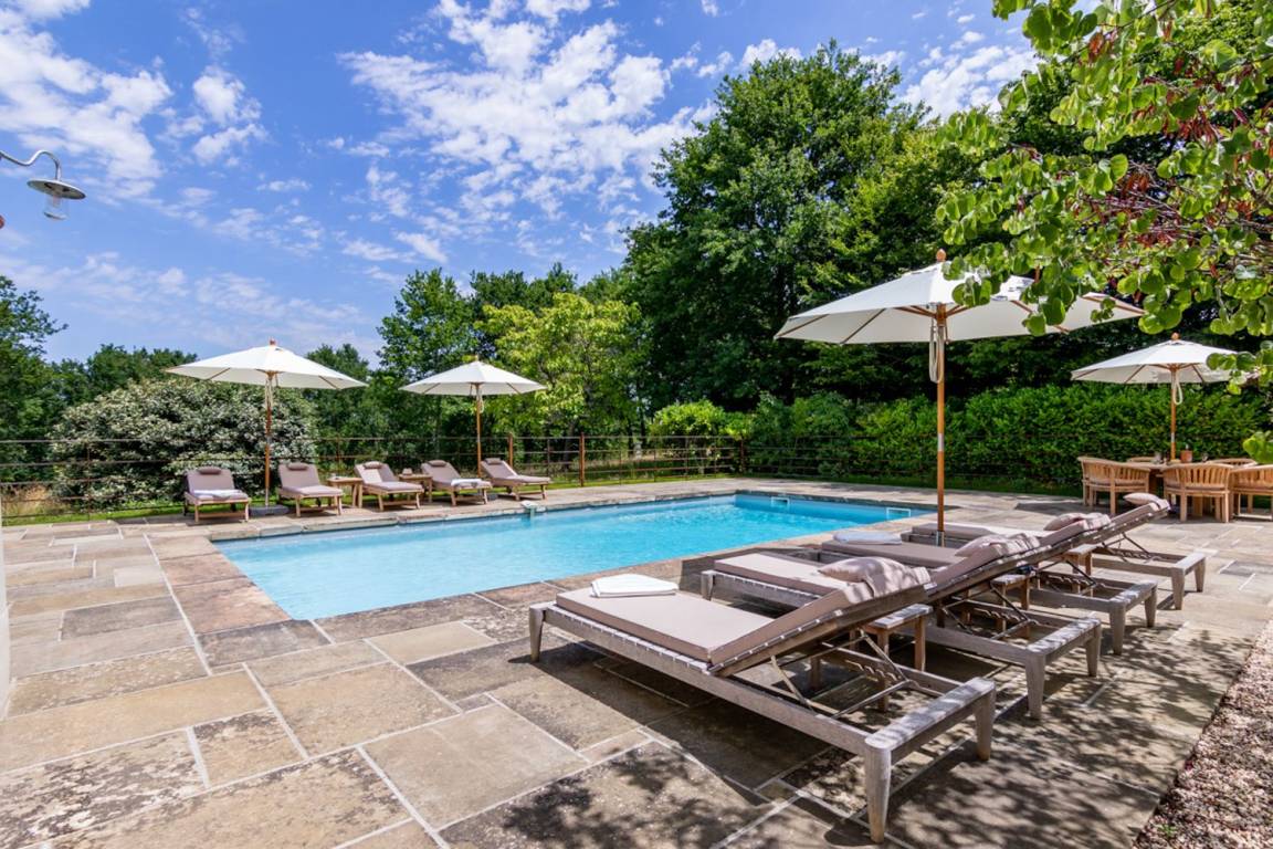 Villa ∙ 6 Slaapkamers ∙ 12 Gasten - Nogaro