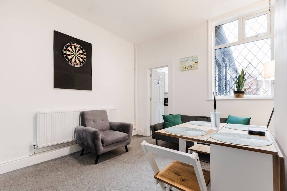 115 M² House ∙ 3 Bedrooms ∙ 7 Guests - Vale Park