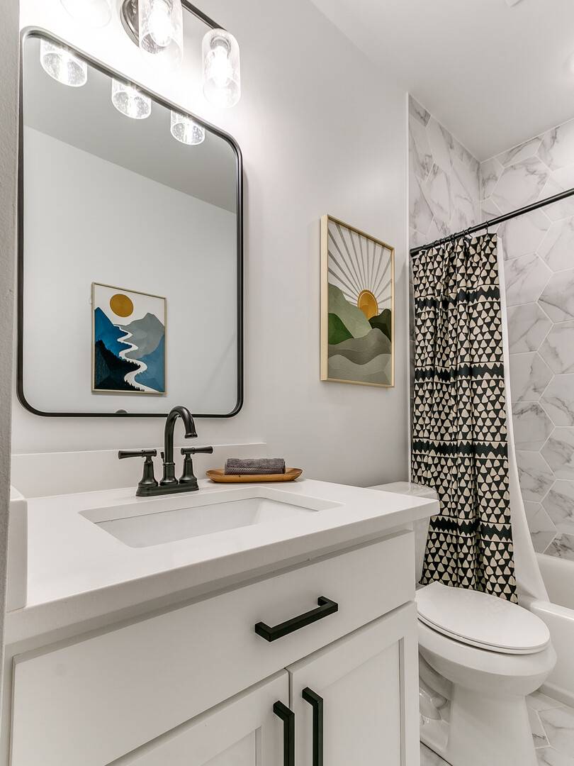 89 M² House ∙ 2 Bedrooms ∙ 2 Guests - Tulsa, OK