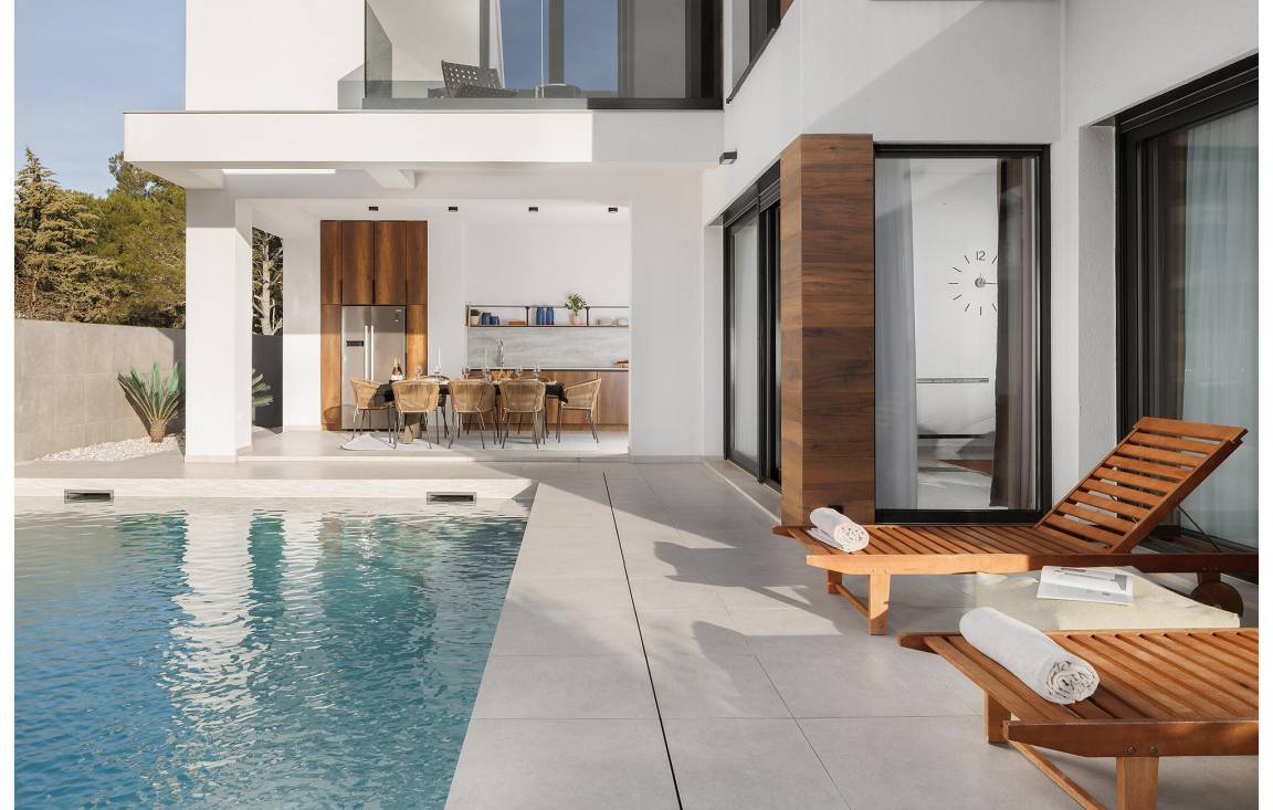 300 M² Casa ∙ 4 Habitaciones ∙ 9 Huéspedes - Umag