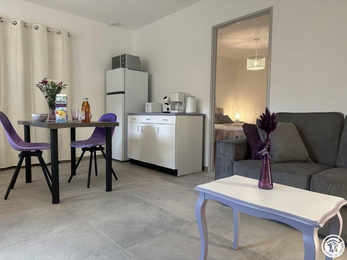 35 M² Gîte ∙ 1 Chambre ∙ 2 Personnes - Ain