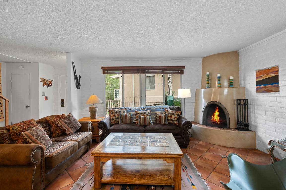 Condo ∙ 2 Bedrooms ∙ 6 Guests - Santa Fe, NM