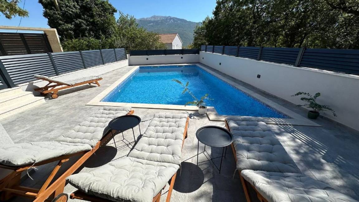 100 M² Appartamento Vacanza ∙ 2 Camere Da Letto ∙ 5 Ospiti - Makarska Riviera