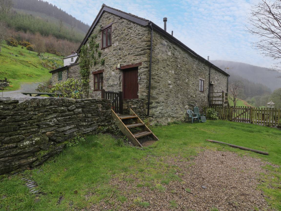 Cottage ∙ 2 Bedrooms ∙ 3 Guests - Penrhyndeudraeth