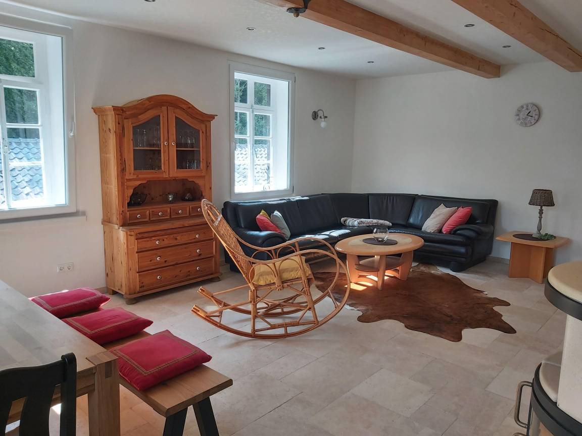 140 M² Ferienwohnung ∙ 3 Schlafzimmer ∙ 8 Gäste - Monschau