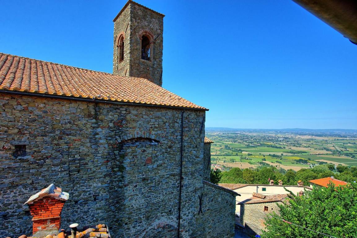 80 M² Apartment ∙ 2 Bedrooms ∙ 4 Guests - Cortona