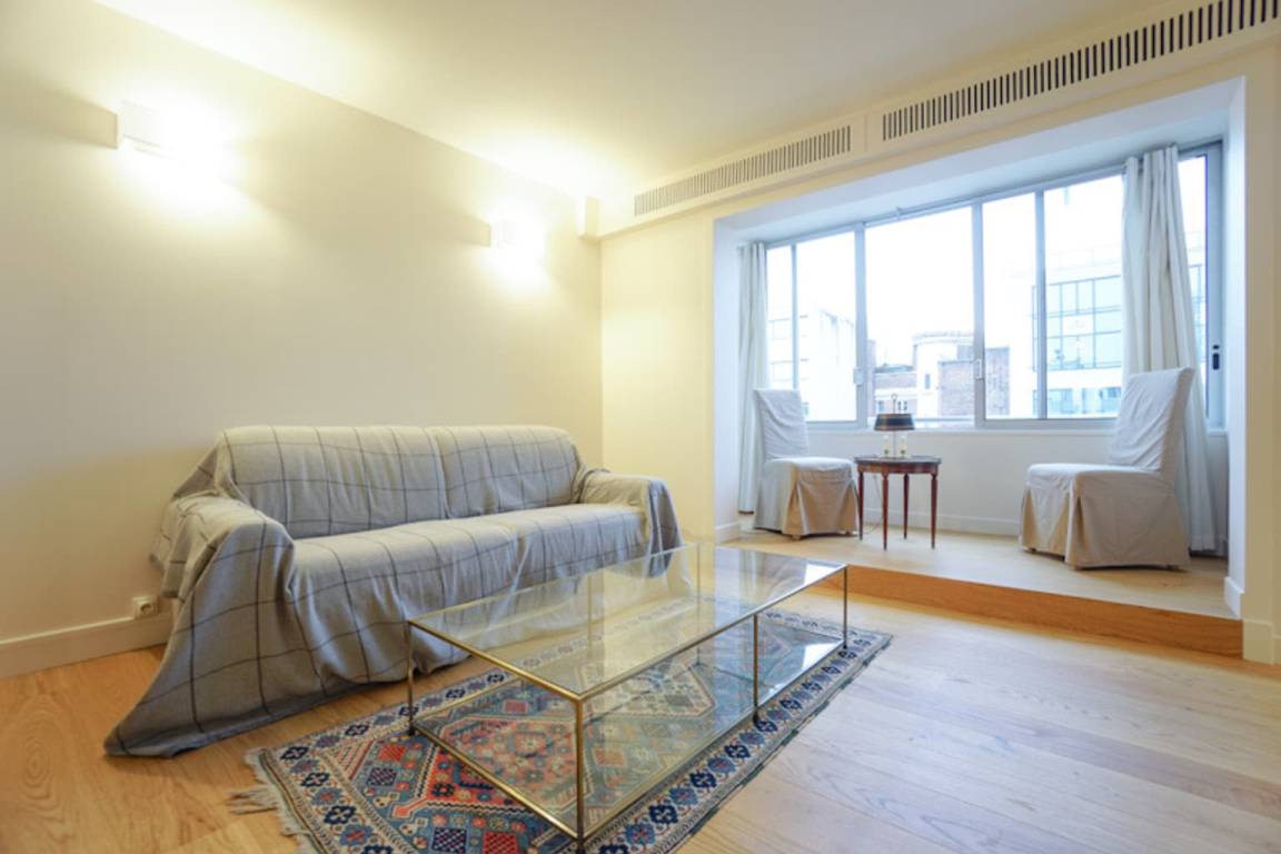 62 M² Apartamento ∙ 1 Habitación ∙ 4 Huéspedes - Levallois-Perret