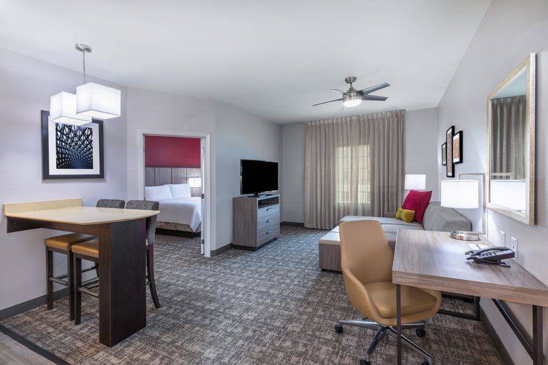 182 M² Hotel ∙ 1 Bedroom ∙ 4 Guests - Houston, TX