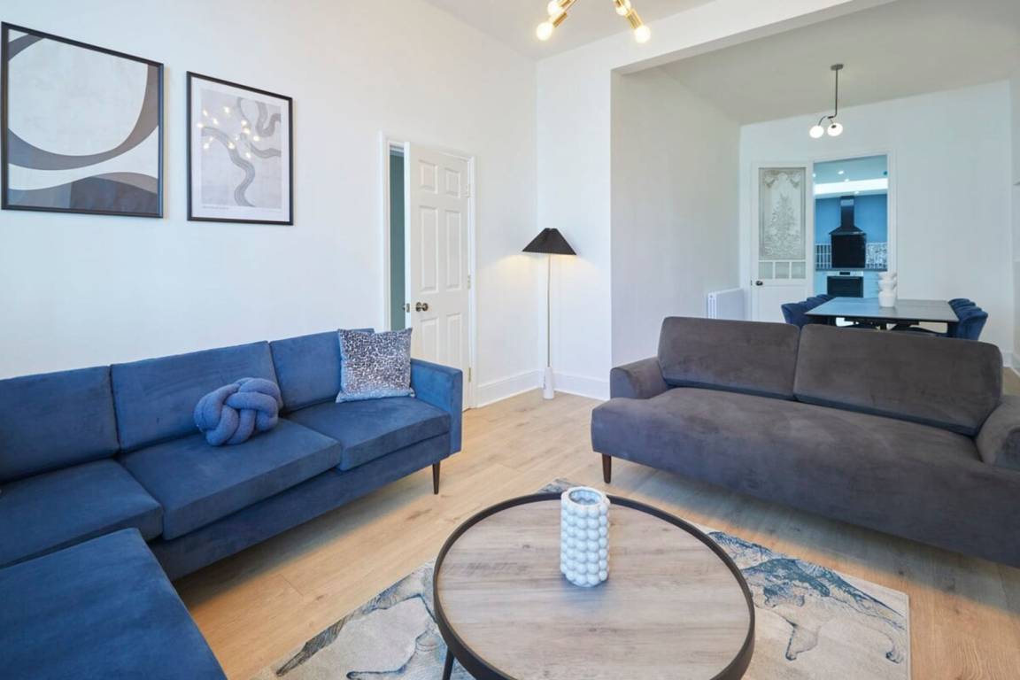 House ∙ 5 Bedrooms ∙ 10 Guests - Scarborough