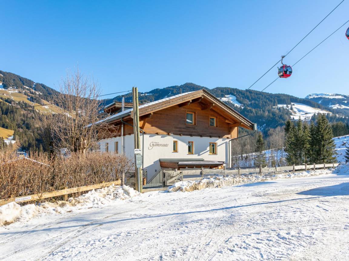 80 M² Ferienwohnung ∙ 2 Schlafzimmer ∙ 5 Gäste - Auffach
