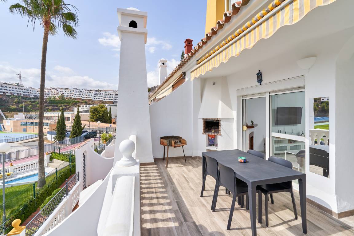 70 M² Ferienwohnung ∙ 2 Schlafzimmer ∙ 4 Gäste - Nerja