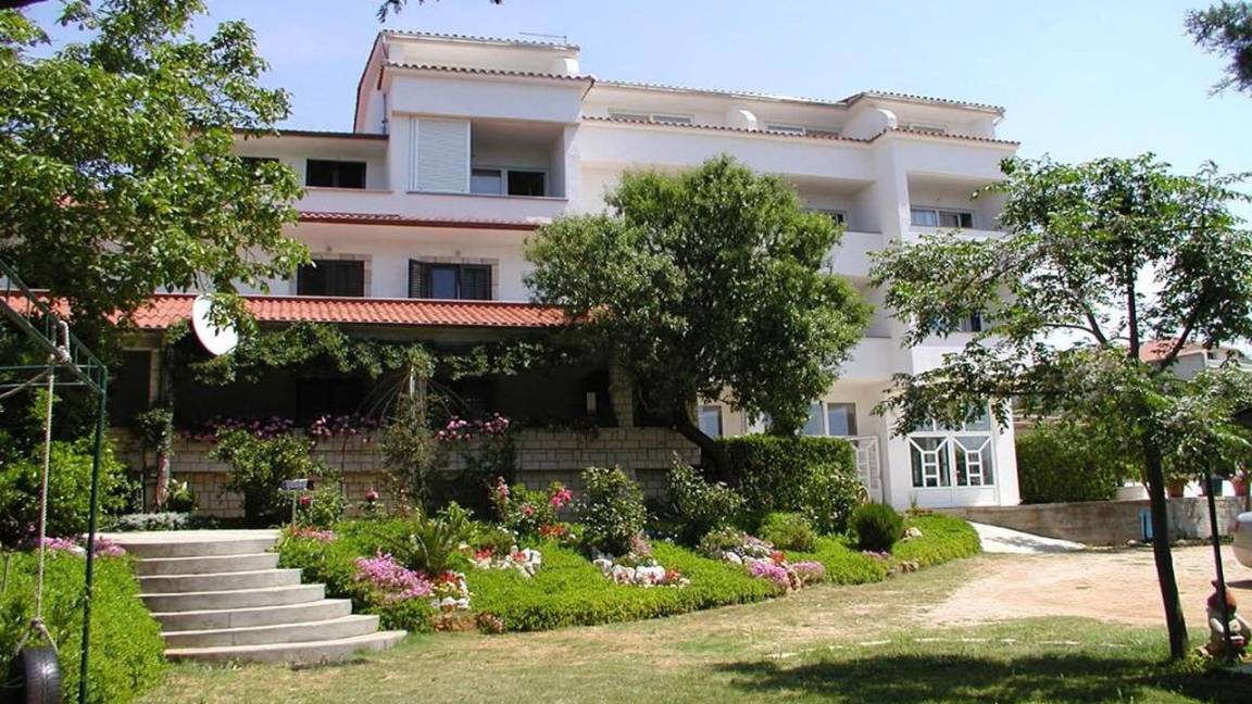 80 M² Apartament ∙ 2 Sypialnie ∙ 5 Gości - Rab