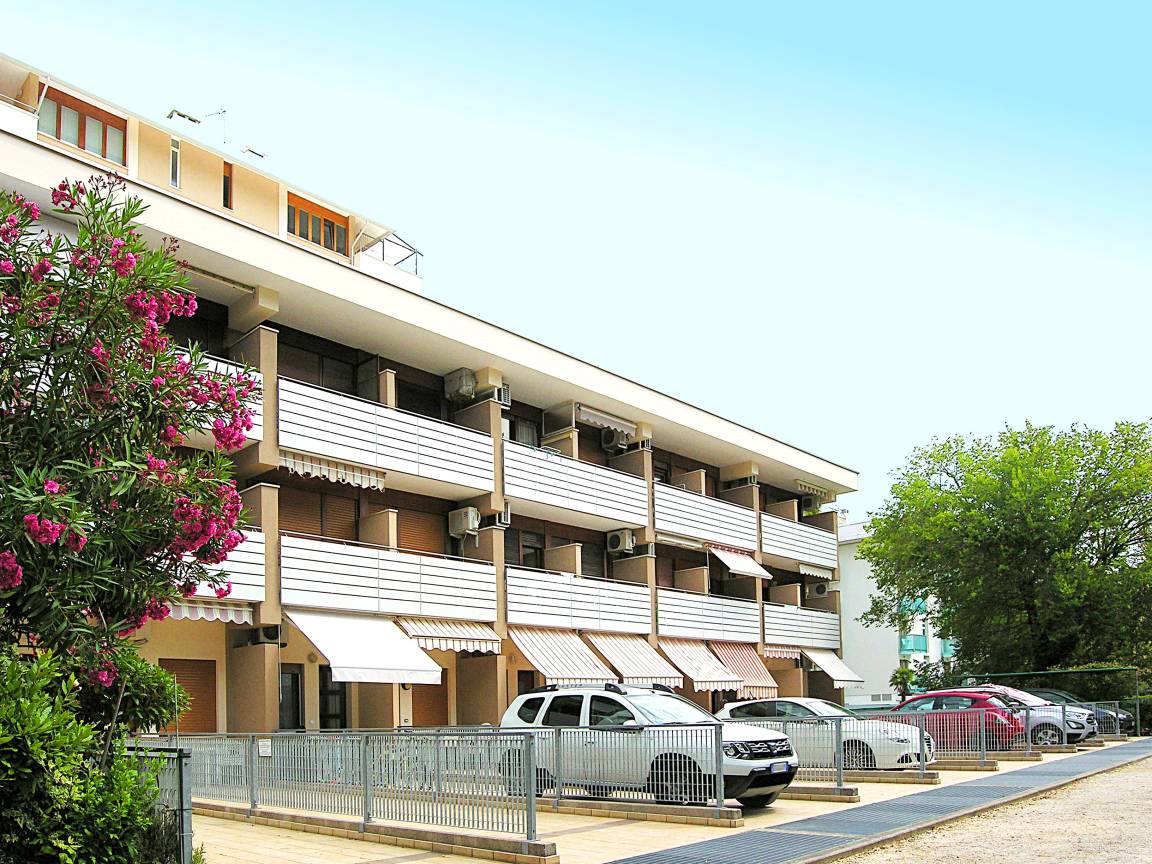 38 M² Appartamento Vacanza ∙ 1 Camera Da Letto ∙ 4 Ospiti - Bibione Pineda
