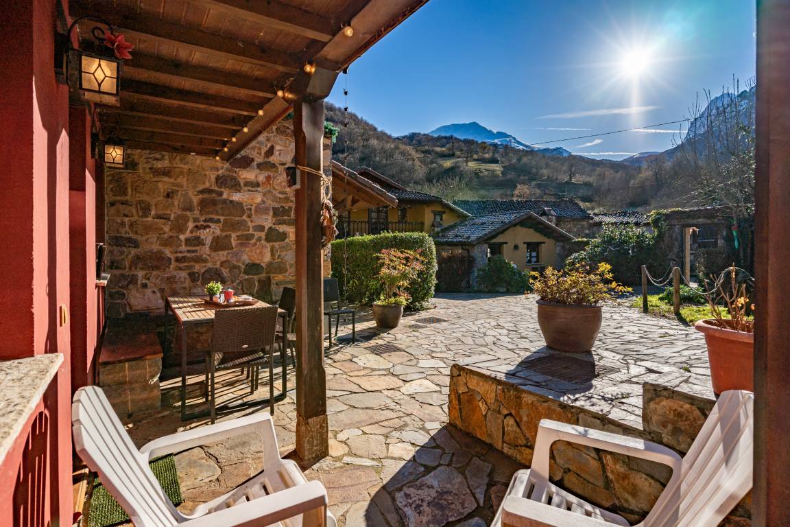 80 M² House ∙ 2 Bedrooms ∙ 4 Guests - Asturias