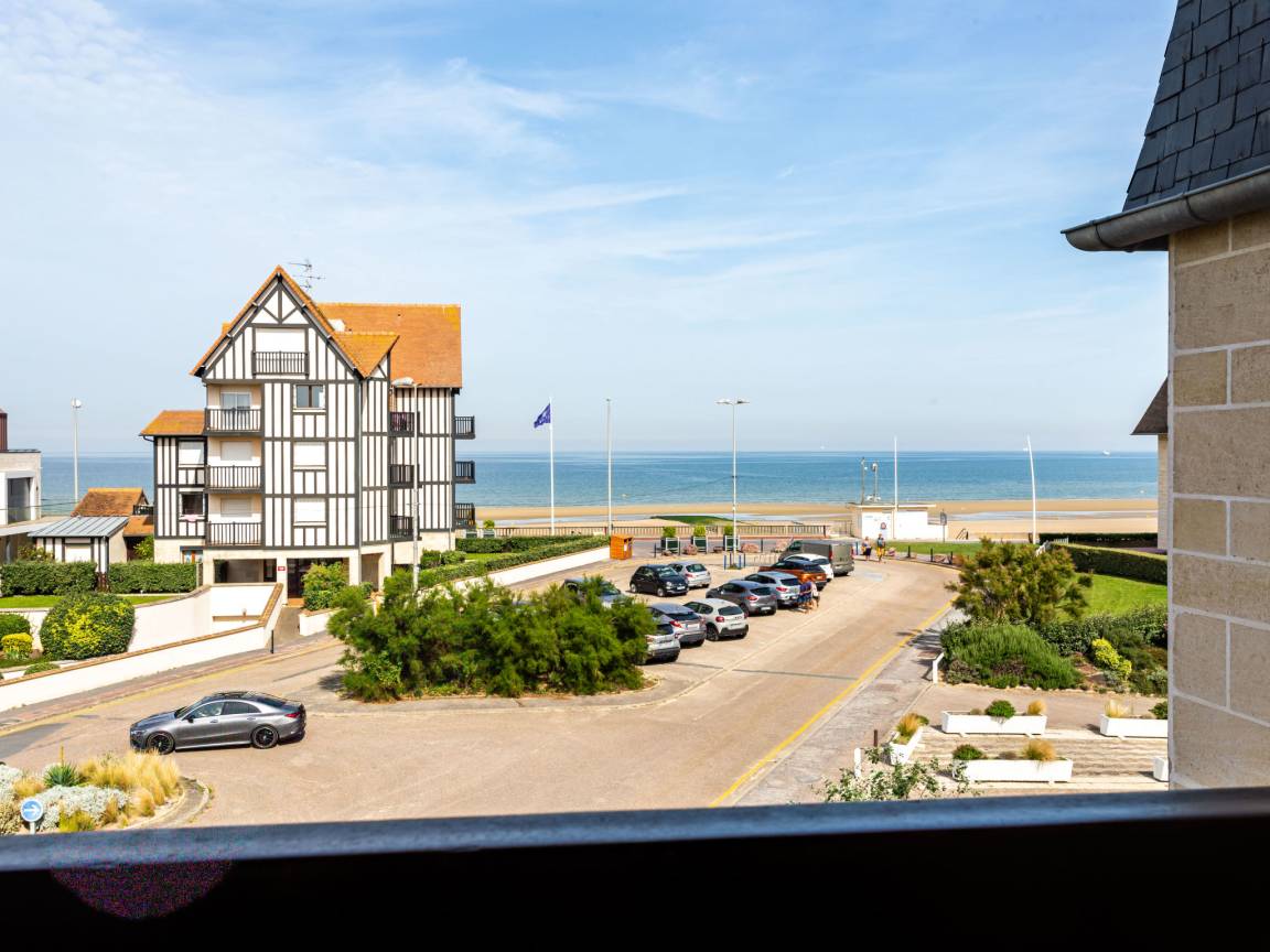 77 M² Ferienwohnung ∙ 3 Schlafzimmer ∙ 6 Gäste - Cabourg