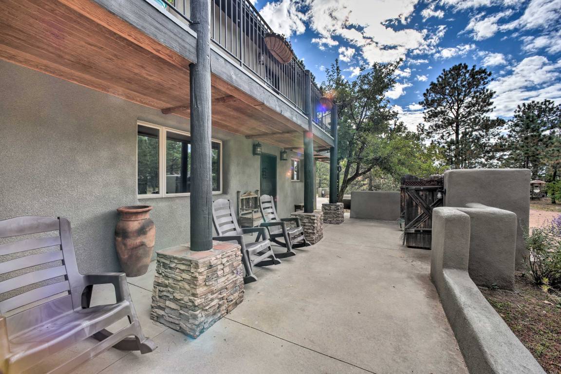 139 M² Apartment ∙ 2 Bedrooms ∙ 4 Guests - Green Mountain Falls, CO