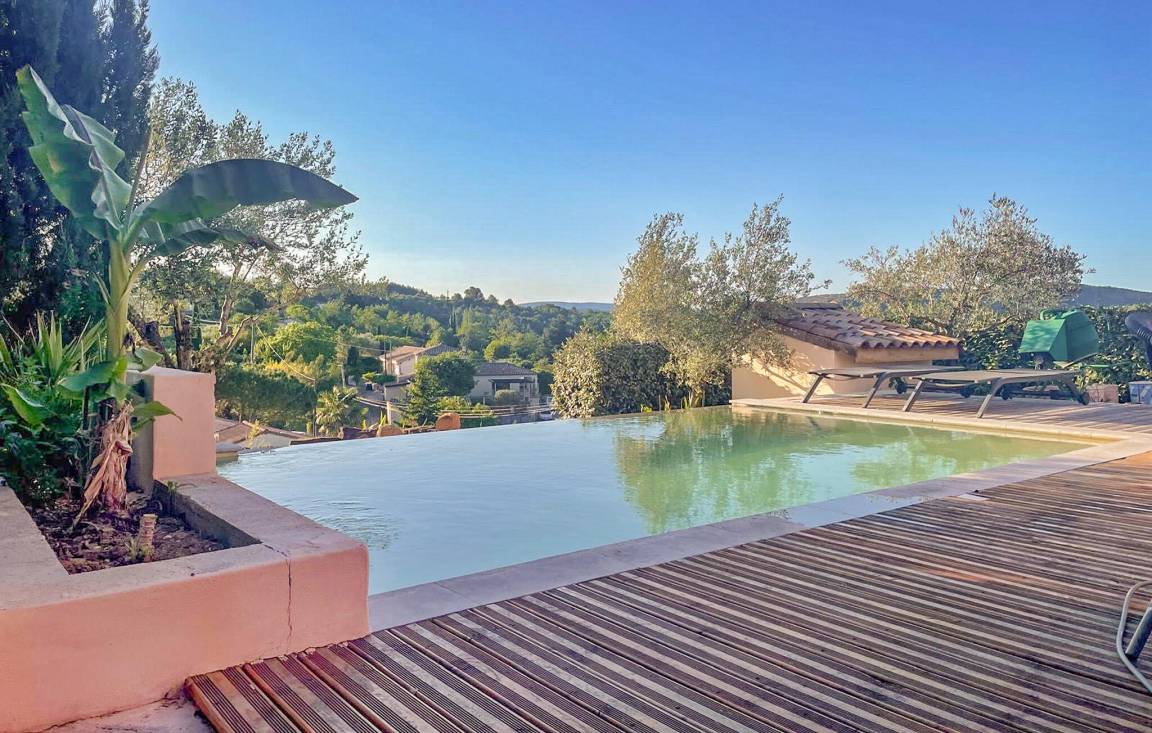 90 M² Maison De Vacances ∙ 3 Chambres ∙ 8 Personnes - Jaujac